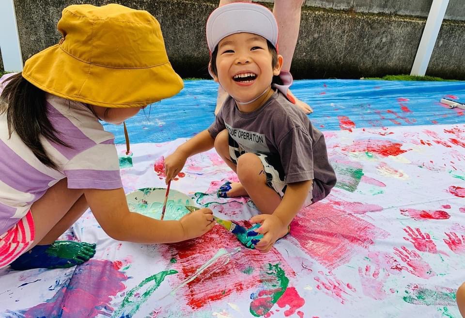 Paint Day! | メープルツリーインターナショナルスクール